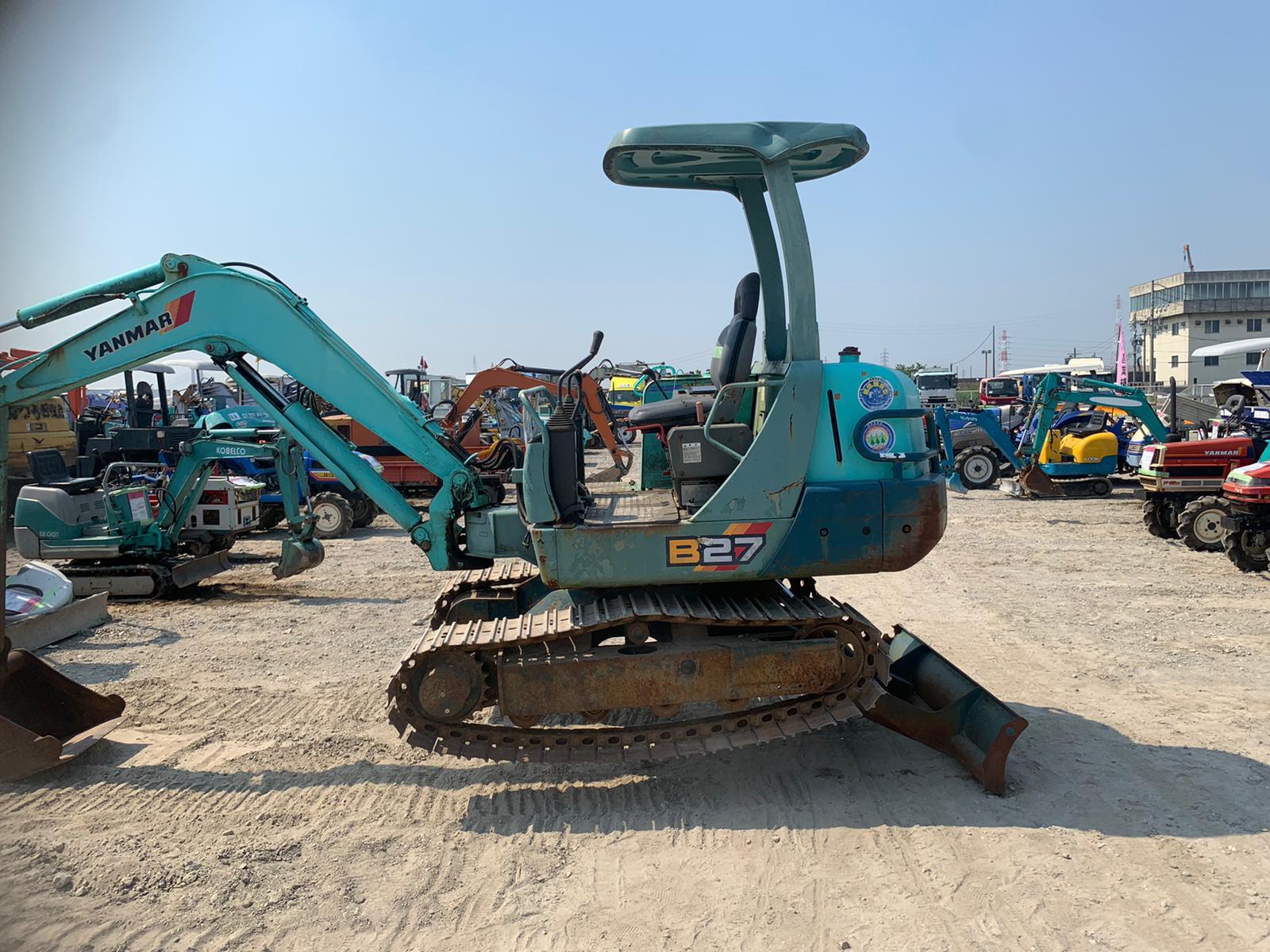 Yanmar B27 – Nihon Equipment